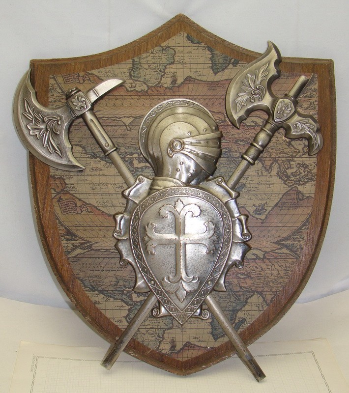Украшение настенное винтажное Рыцарский Герб Y994 купить в интернет магазине Мосантик